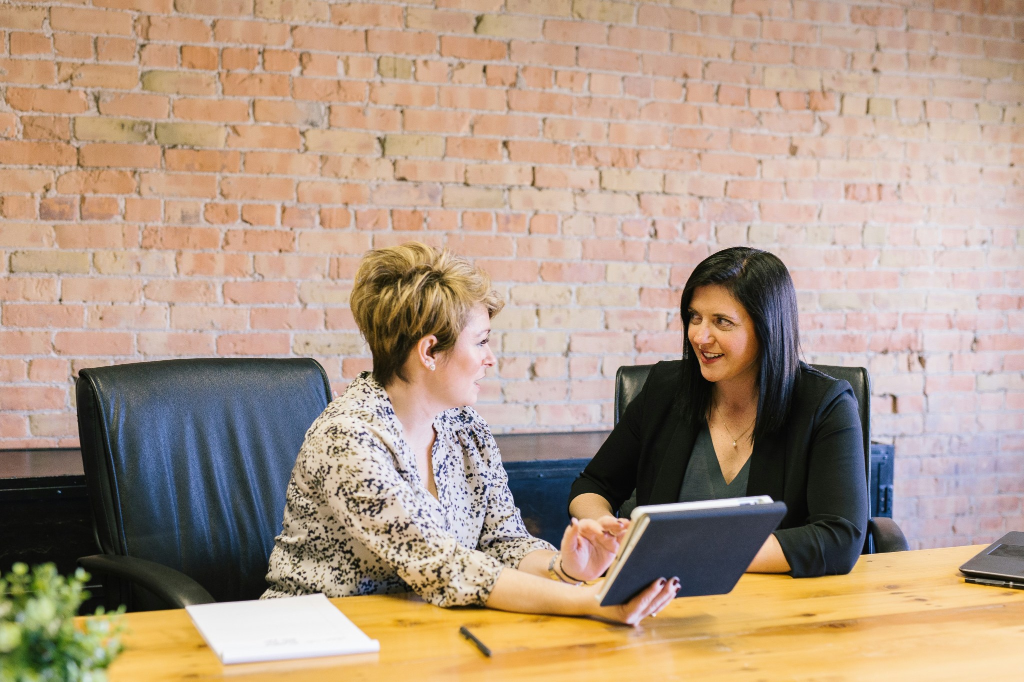 Navigating Manager Changes During Performance Reviews: Key ...